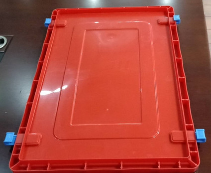 Virgin Plastic Red Euro Stacking Containers 400*300 mm Conveyor Sorting ...